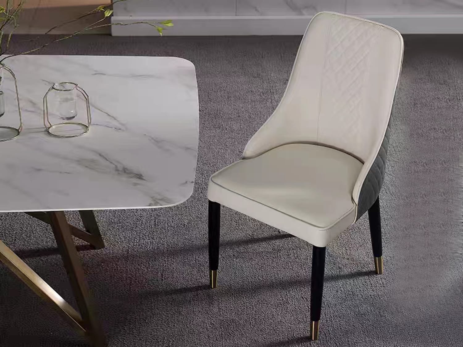 Elegant Berlin Leather High-Density Foam Seating Hard Wood Chair Legs ...